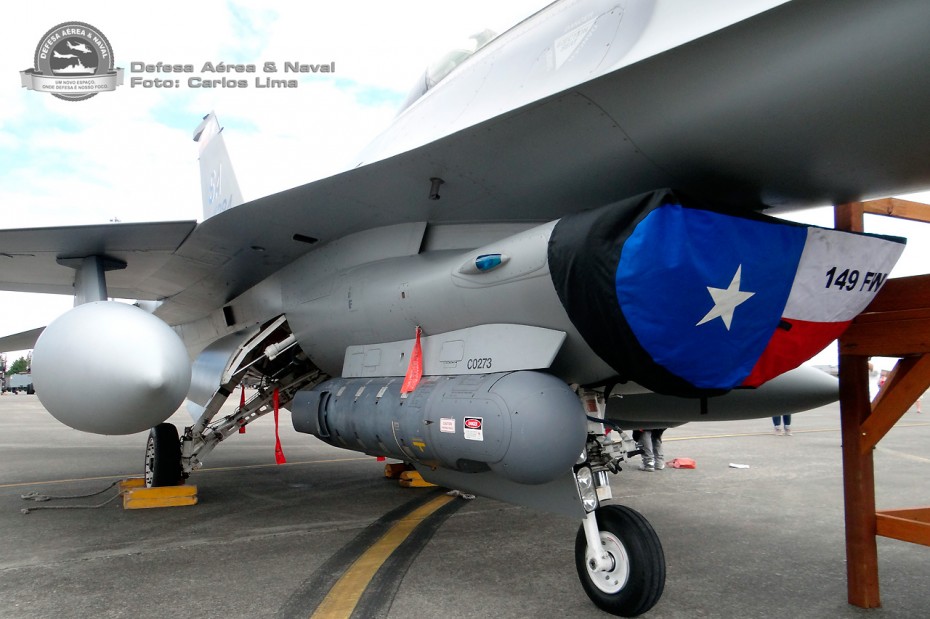 General Dynamics F-16 Block 30 – Defesa Aérea & Naval