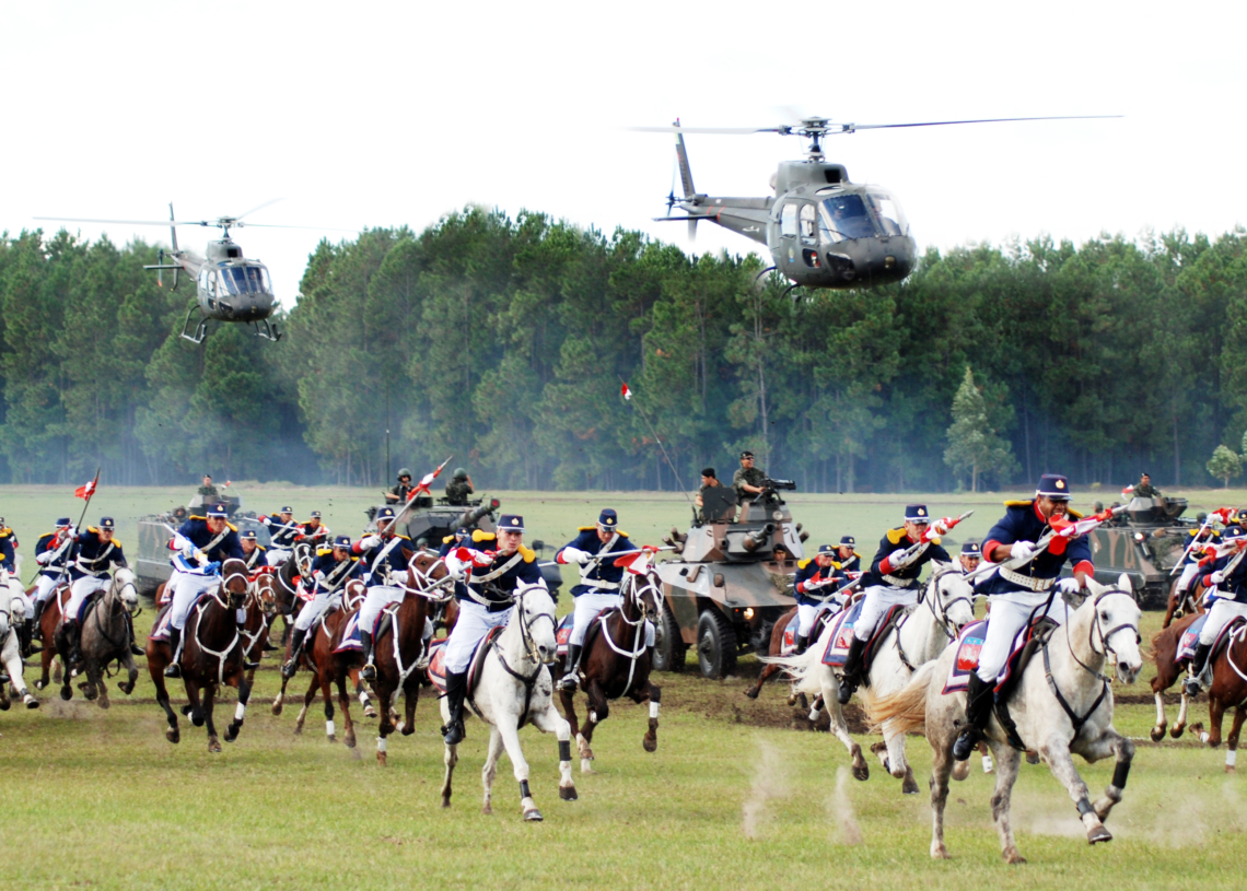 Dia da Cavalaria – Defesa Aérea & Naval