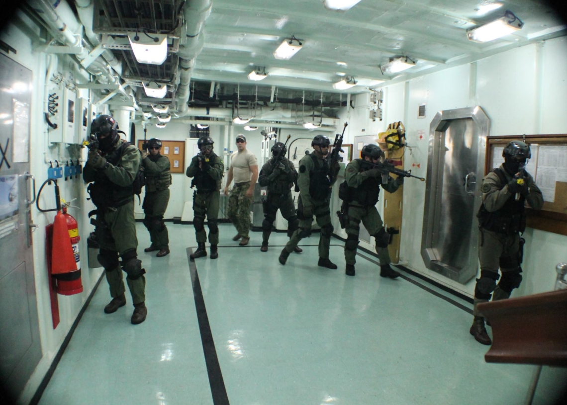 Grupamento de Mergulhadores de Combate (GRUMEC) – Defesa Aérea & Naval