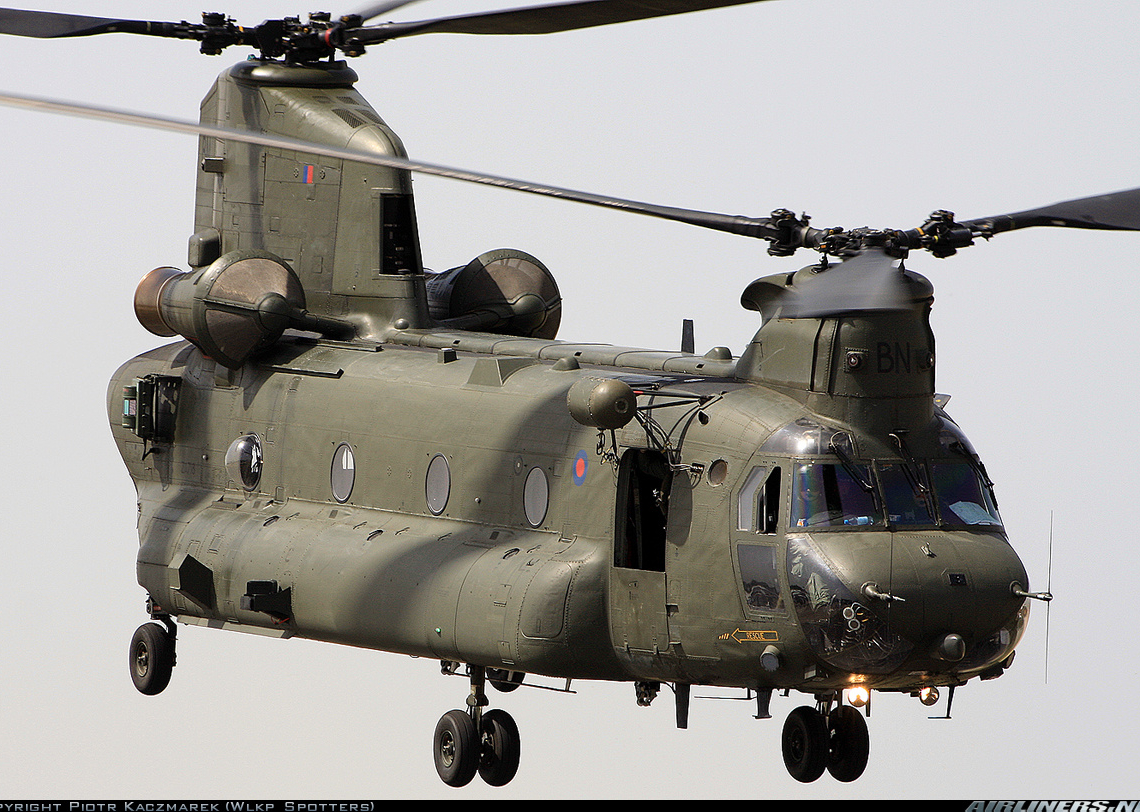 CH-47 Chinook – Defesa Aérea & Naval
