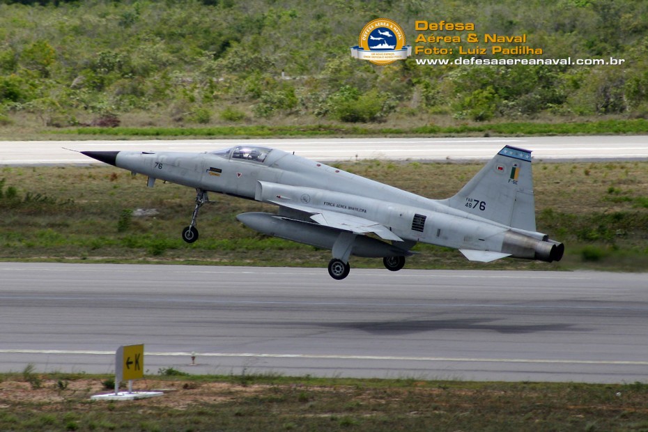 FAB completa 40 anos do recebimento dos primeiros caças F-5 – Defesa ...