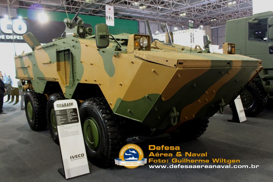 Em visita a Iveco, Ministro da Defesa argentino demonstra interesse na ...