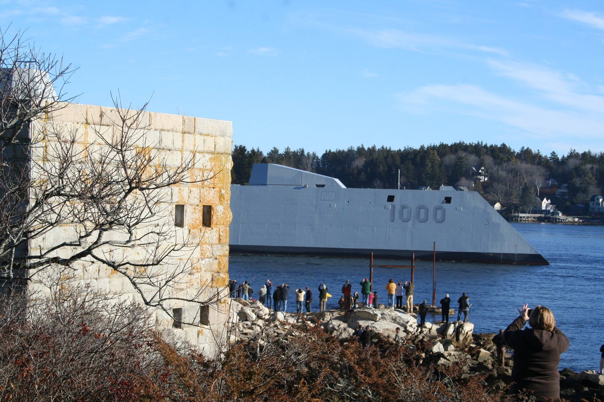 USS ‘Zumwalt’ (DDG 1000) partindo para testes de mar – Defesa Aérea & Naval
