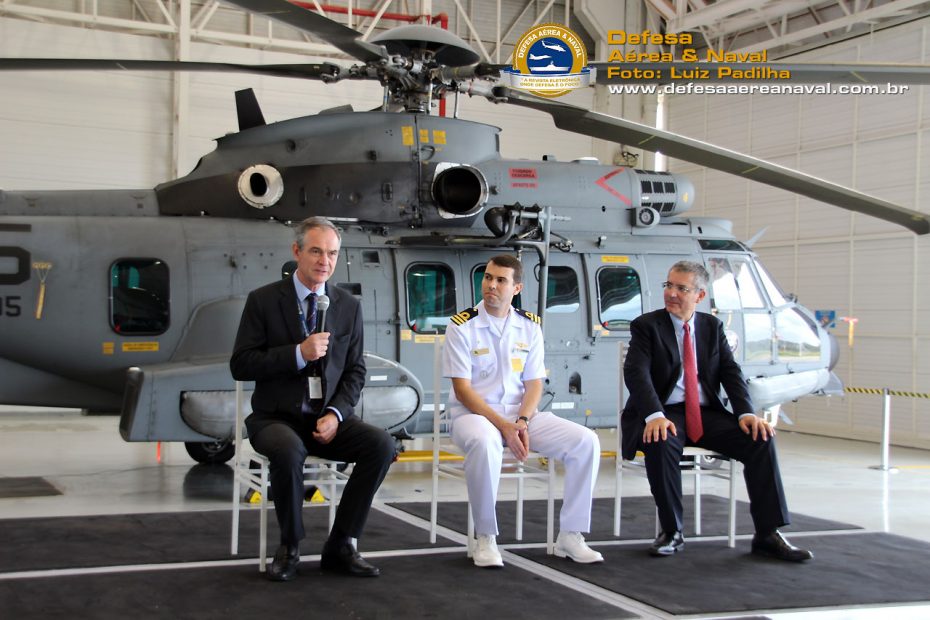 Helibras apresenta à Marinha do Brasil a versão Operacional do H225M ...