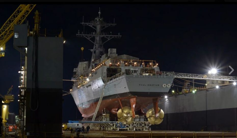 Destróier AEGIS ‘Paul Ignatius’ (DDG 117) sendo lançado ao mar – Defesa ...