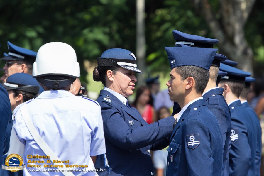 25 de Março: Dia do Especialista de Aeronáutica da Força Aérea ...