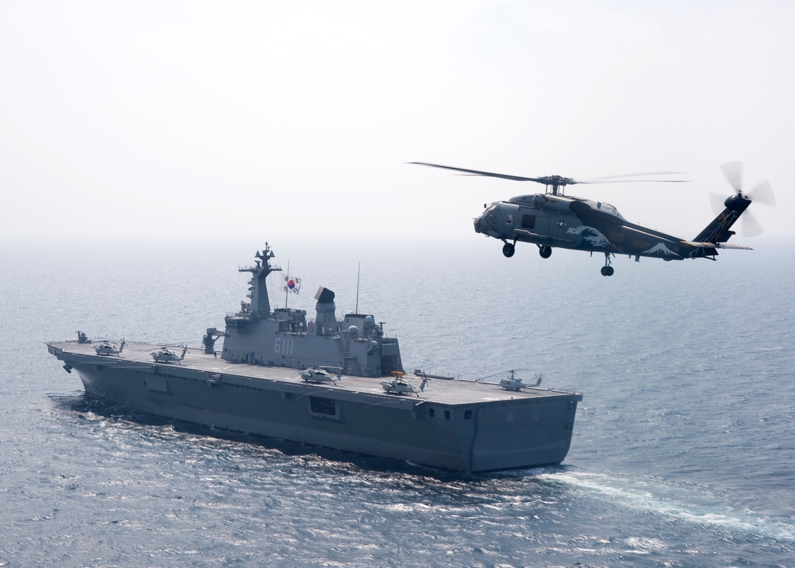 ROKS Dokdo (LPH 6111) – Defesa Aérea & Naval