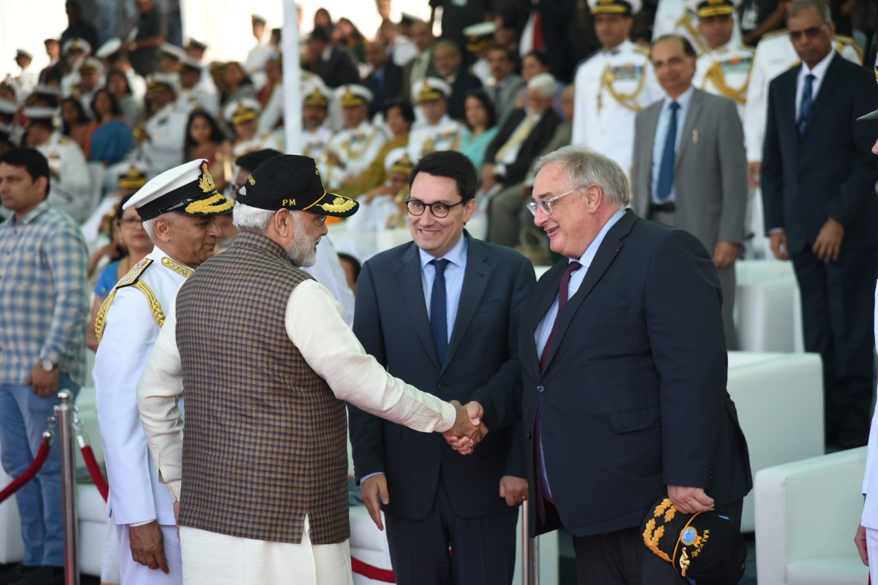 INS ‘Kalvari’: Primeiro Scorpène totalmente construído através da ...