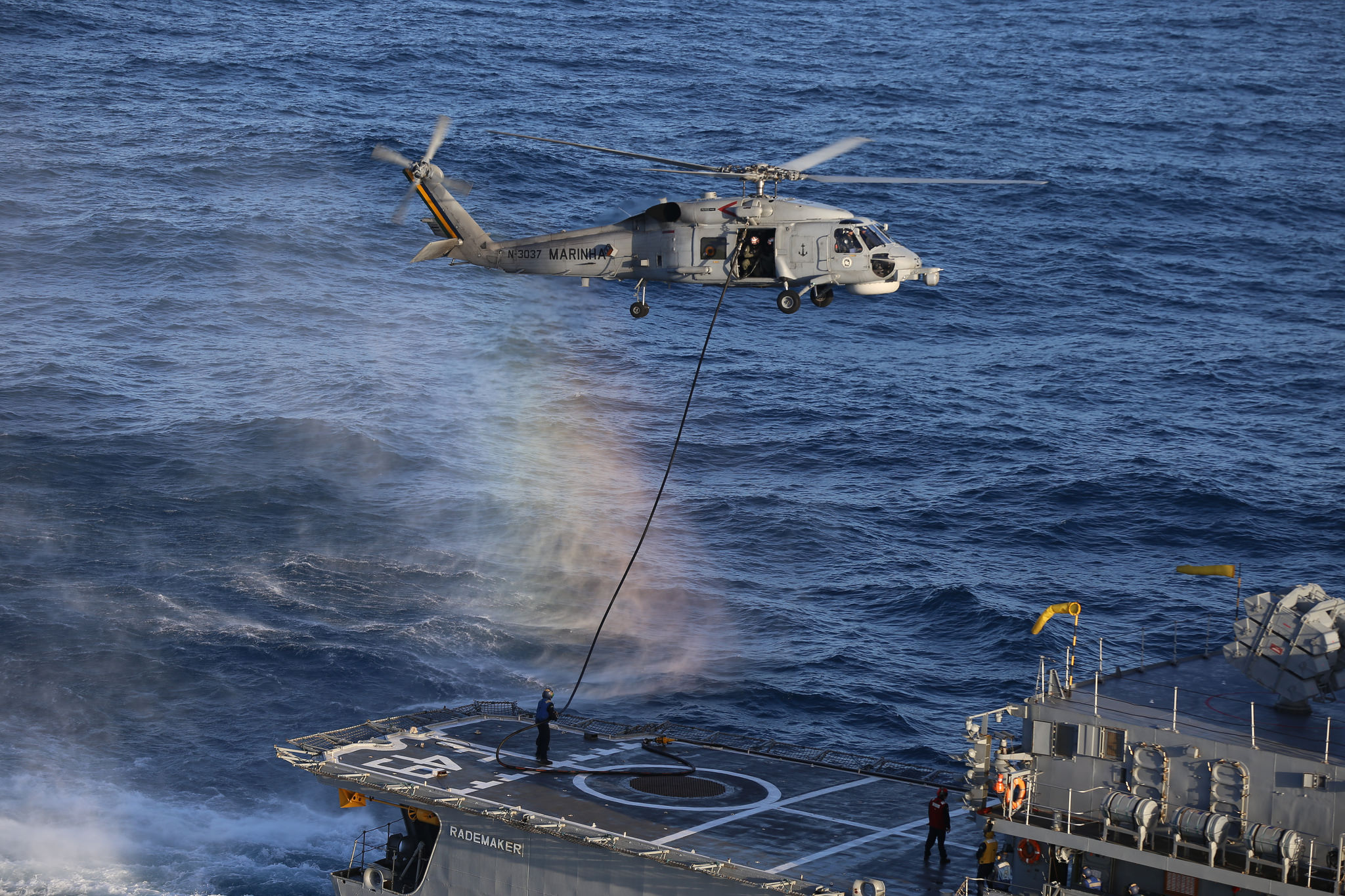 Esquadrão HS-1 alcança a marca de 5.000 horas voadas nas aeronaves SH ...
