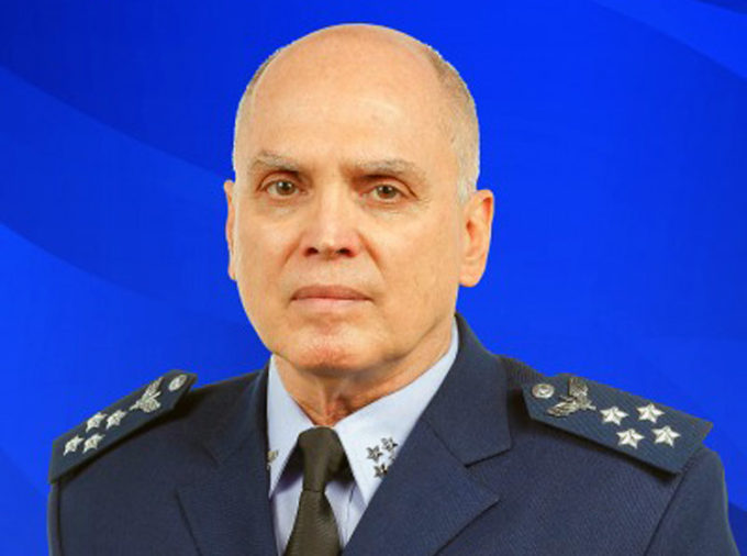 Tenente Brigadeiro do Ar Antonio Carlos Moretti Bermudez: conheça o ... Tenente Brigadeiro do Ar Antonio Carlos Moretti Bermudez: conheça o ...