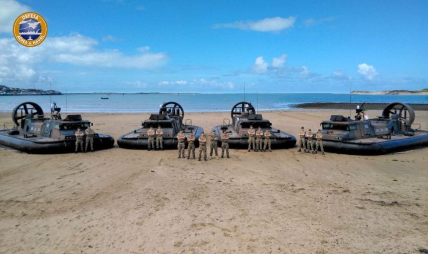 Griffon Hoverwork apresentou seus Hovercrafts para as Forças Armadas na ...