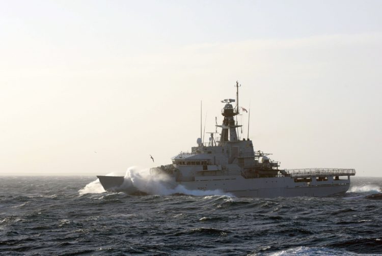 HMS Clyde – BAE Systems confirma que o navio não virá para a MB ...