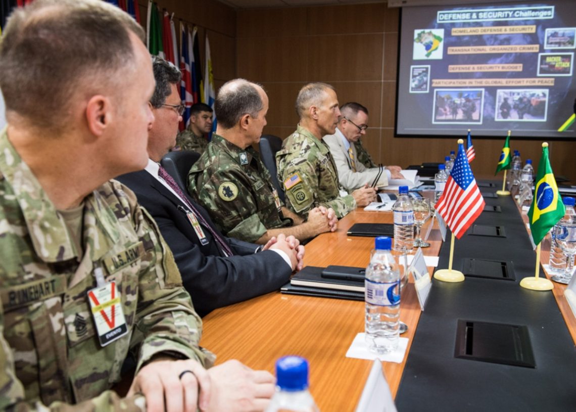 Major-General Daniel R. Walrath – Defesa Aérea & Naval