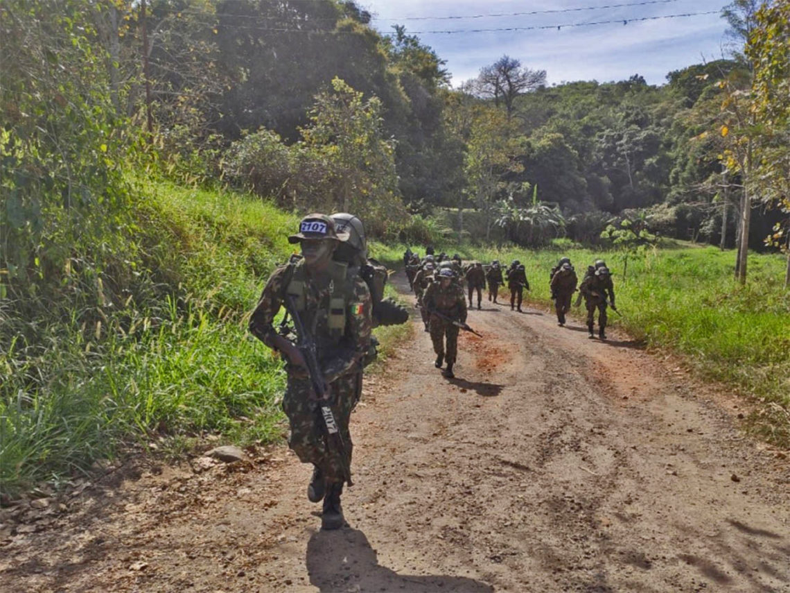 Exercício no terreno testa conhecimentos dos cadetes do Curso Básico da ...