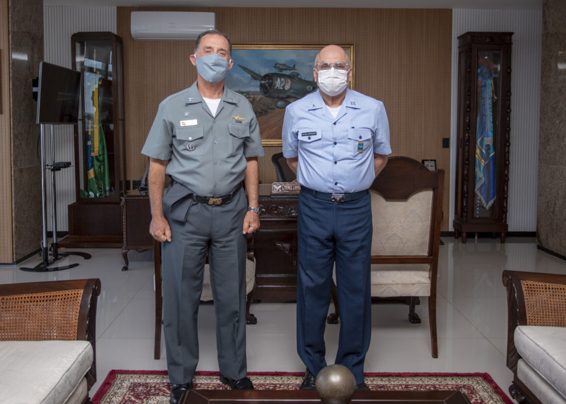 Tenente Brigadeiro do Ar Antonio Carlos Moretti Bermudez – Defesa Aérea ... Tenente Brigadeiro do Ar Antonio Carlos Moretti Bermudez – Defesa Aérea ...