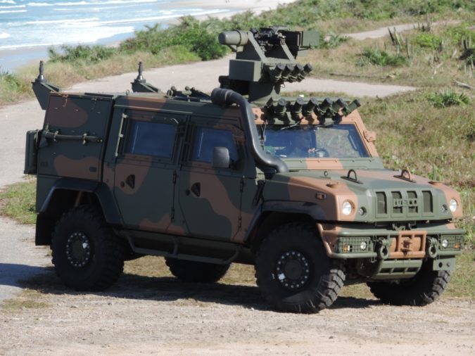 Caex Recebe O Iveco Lmv Br Para Avaliação Defesa Aérea Naval