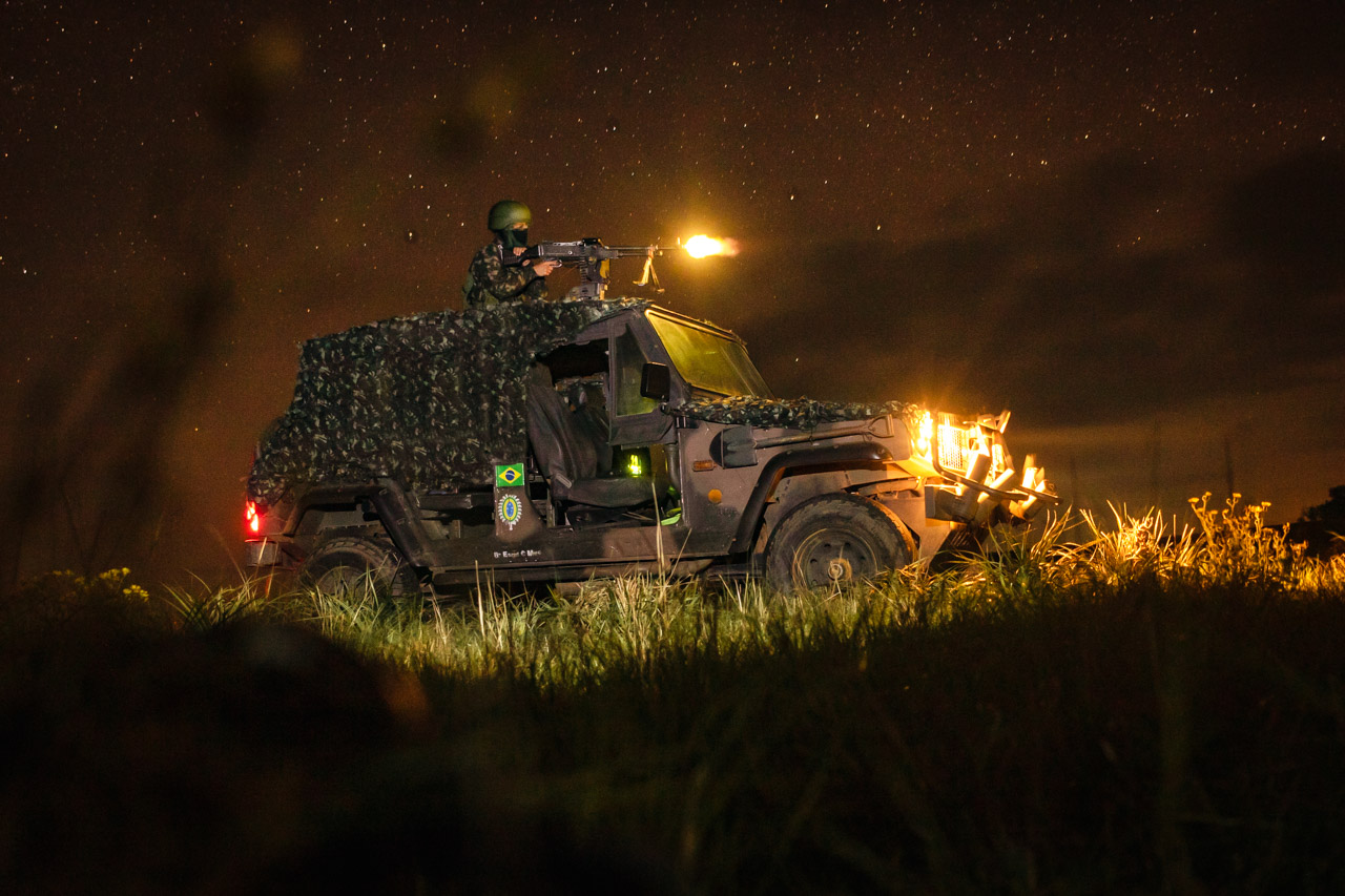 8º Esqd C Mec realiza a Operação Fogo – Defesa Aérea & Naval