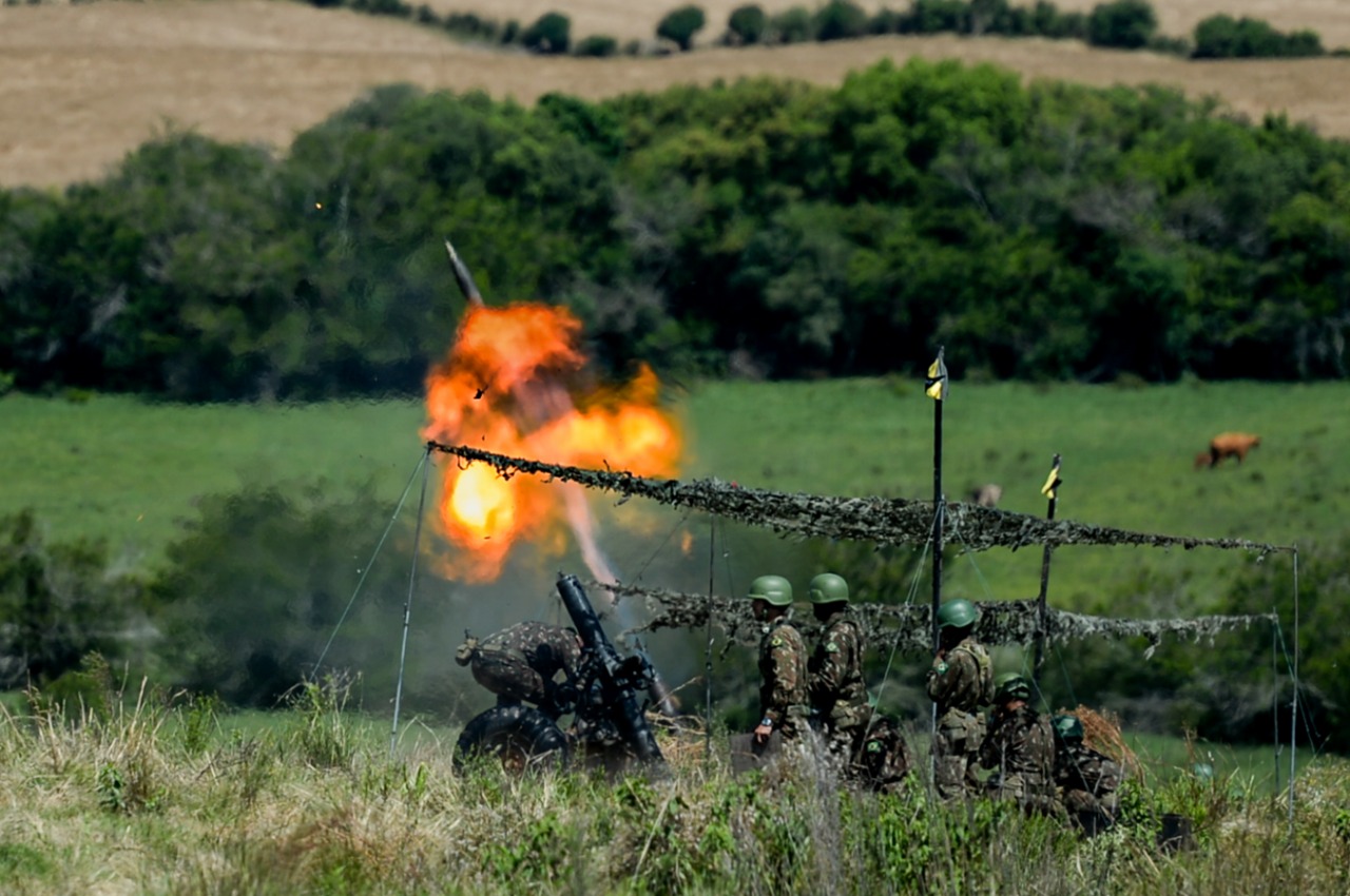 Forças Armadas executam a terceira fase da maior operação militar do ...