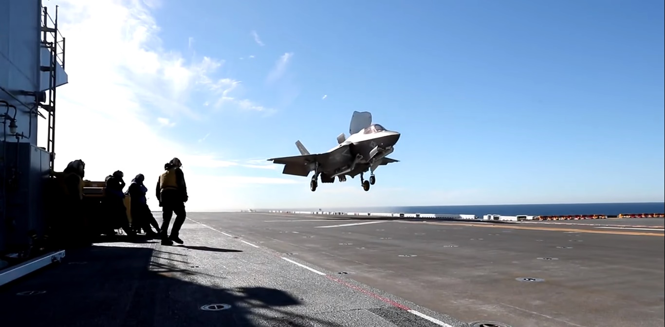 Marine Fighter Attack Squadron (VMFA) 122 – Defesa Aérea & Naval