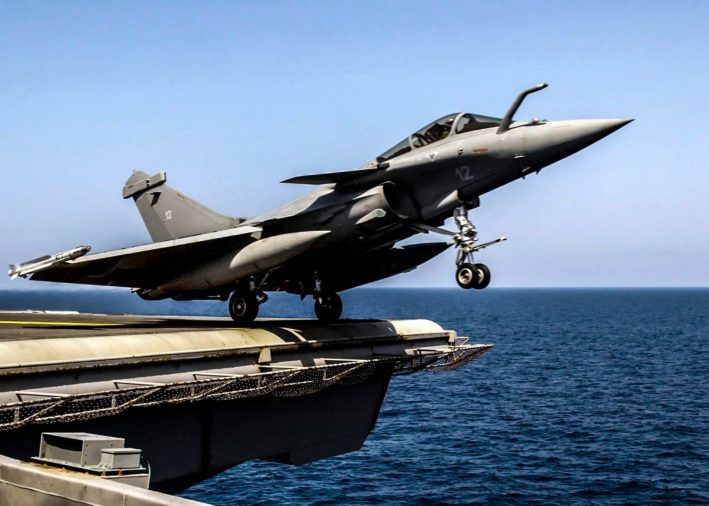 Marinha da Índia vai avaliar o Rafale M no Ski Jump para futuro emprego ...