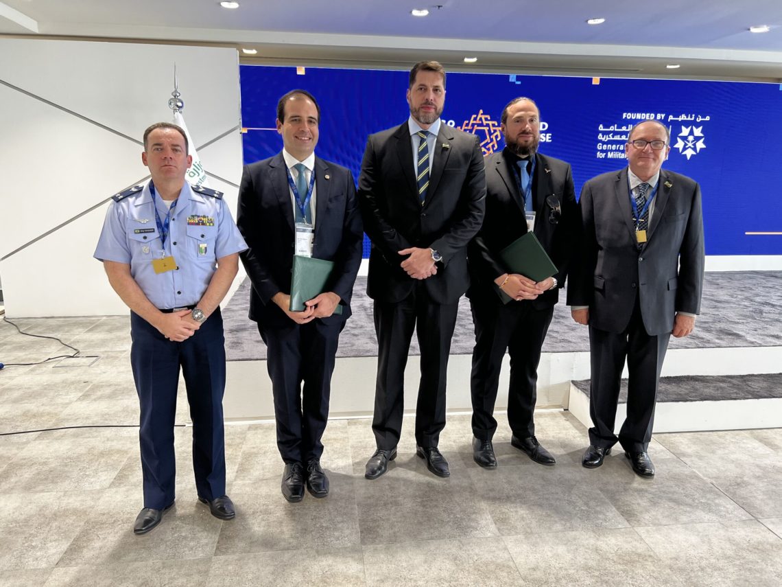 Mac Jee firma acordo de cooperação com Arábia Saudita para a indústria ...