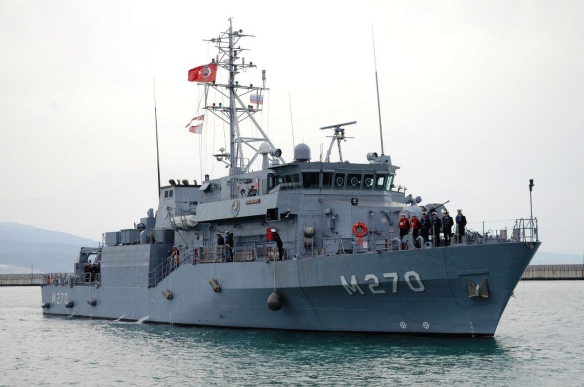 Marinha turca detecta a 3ª mina marítima na costa da Turquia no Mar ...
