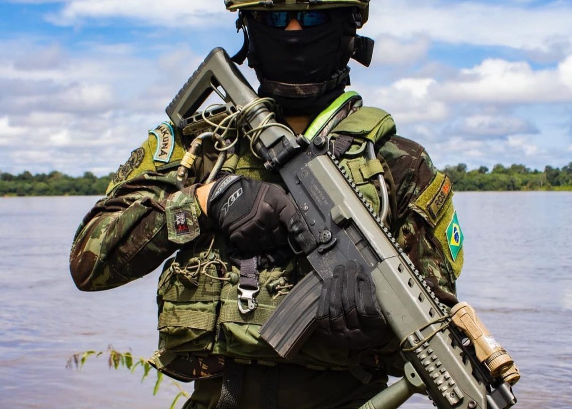 Exército – Defesa Aérea & Naval