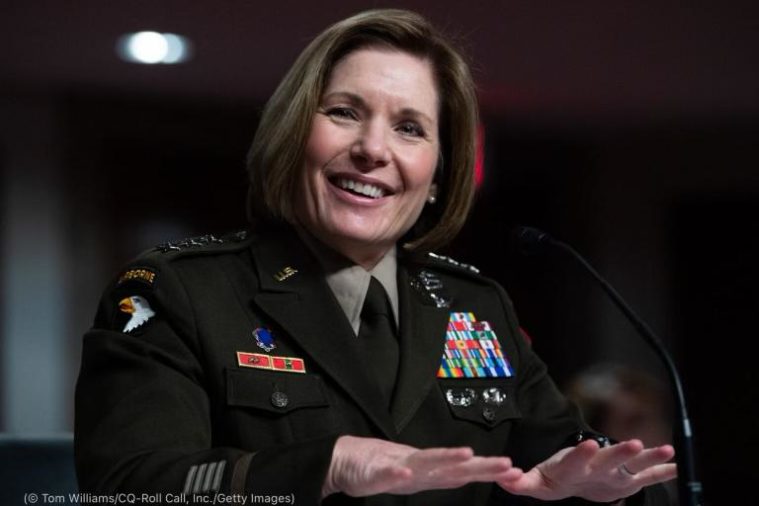 Entrevista com a Comandante do Comando Sul dos Estados Unidos, Laura ...