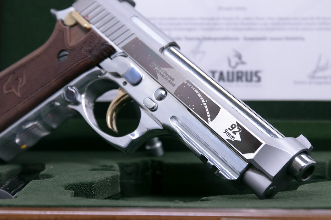 Taurus lançará série especial limitada de armas em comemoração aos 200 ...