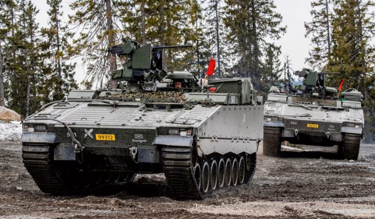 As novas variantes CV90 da BAE Systems adicionam recursos e eficiência ...