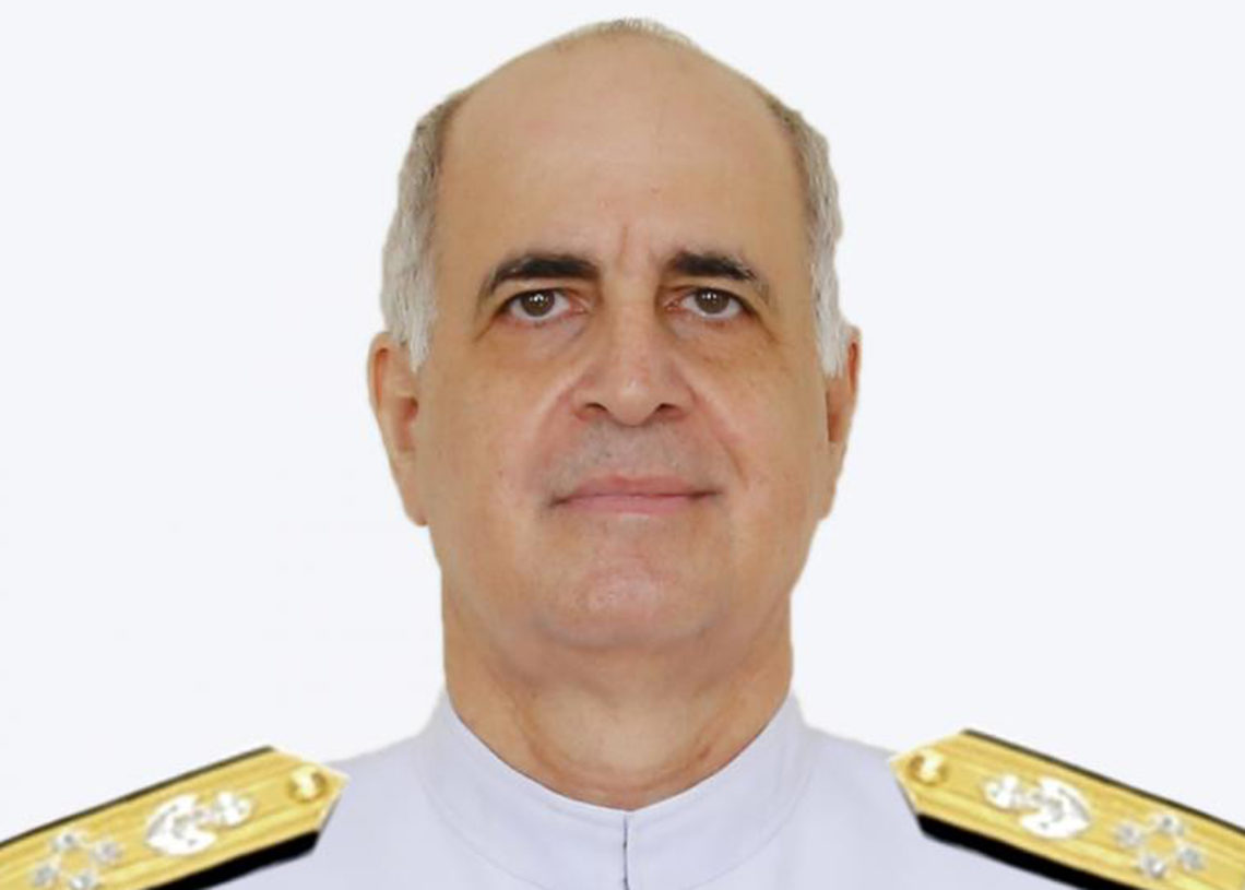 Conheça o novo Chefe do EMCFA: Almirante de Esquadra Renato Rodrigues ...