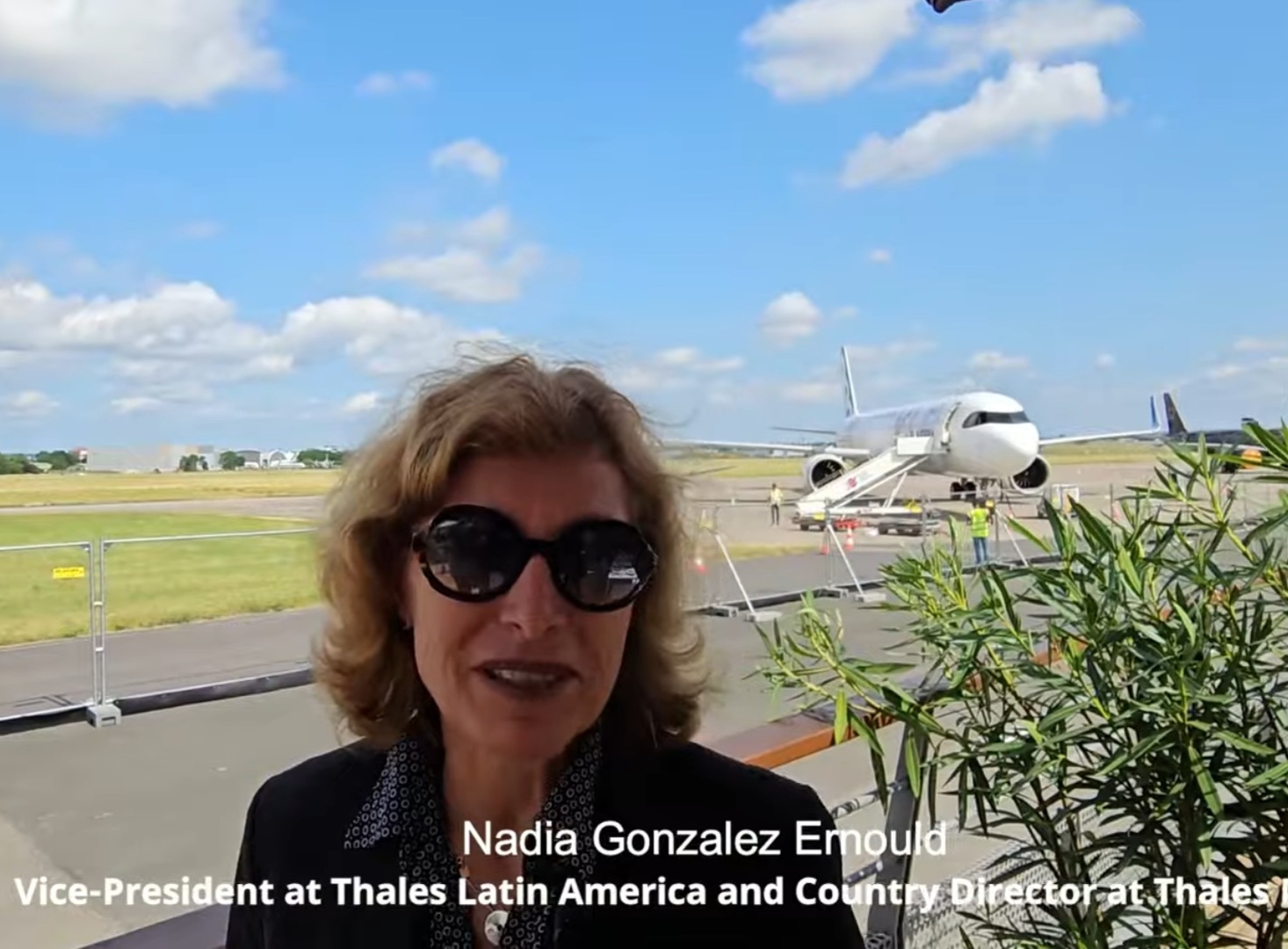 Paris Air Show 2023: Entrevista com Nadia Gonzalez, Vice-Presidente da ...