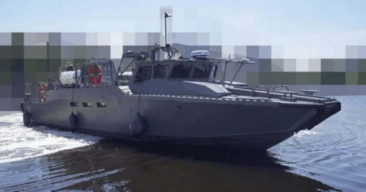Inteligência de Defesa da Ucrânia recebe três Saab Combat Boats CB90 ...