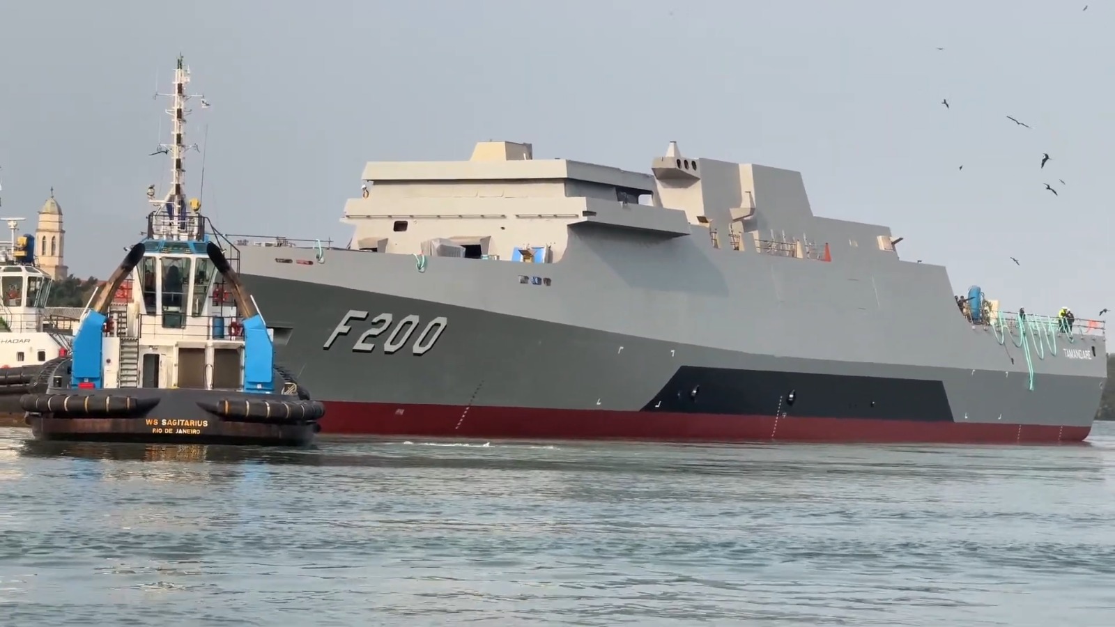 Fragata Tamandaré ja está atracada no Estaleiro Brasil Sul – Defesa ...