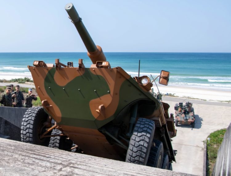 Exército Brasileiro realiza testes do Centauro II e Cascavel NG no CAEx ...