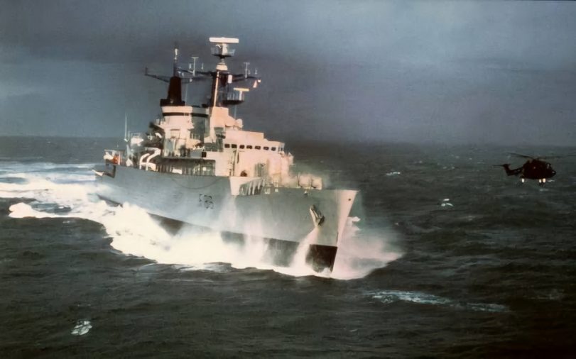 Últimas imagens da ex-Fragata ‘Greenhalgh’ (ex-HMS Broadsword) – Defesa ...