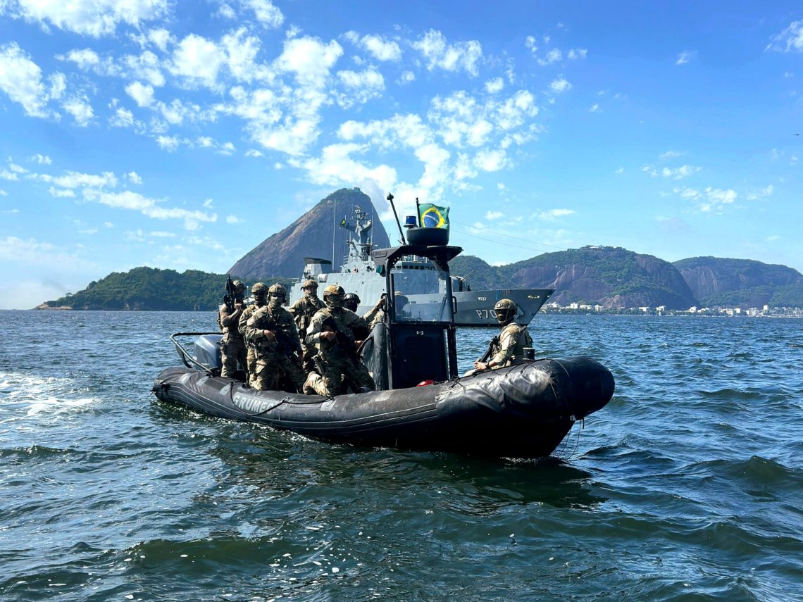10 de Março: Dia do Mergulhador de Combate – Defesa Aérea & Naval