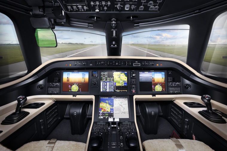 Embraer apresenta Phenom 300E e Praetor 600 no Catarina Aviation Show ...