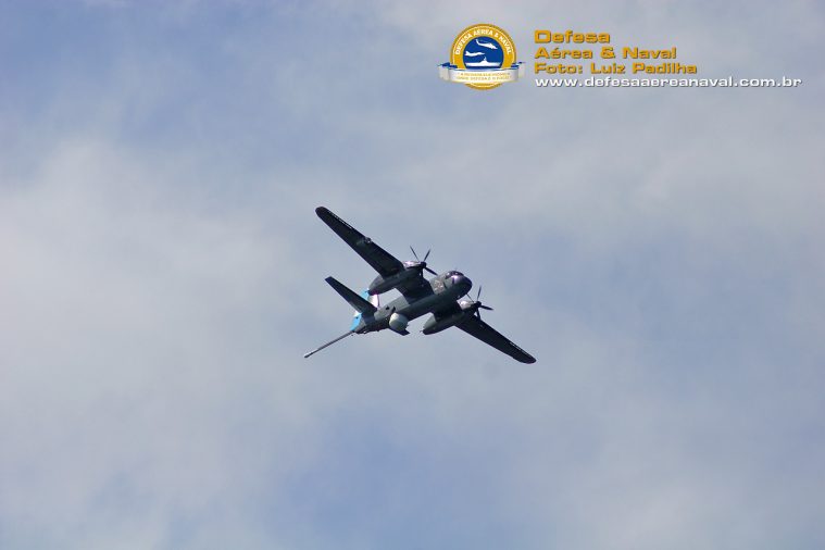 Os Grumman S2T ‘Turbo Tracker’ voltam a operar na Aviação Naval ...