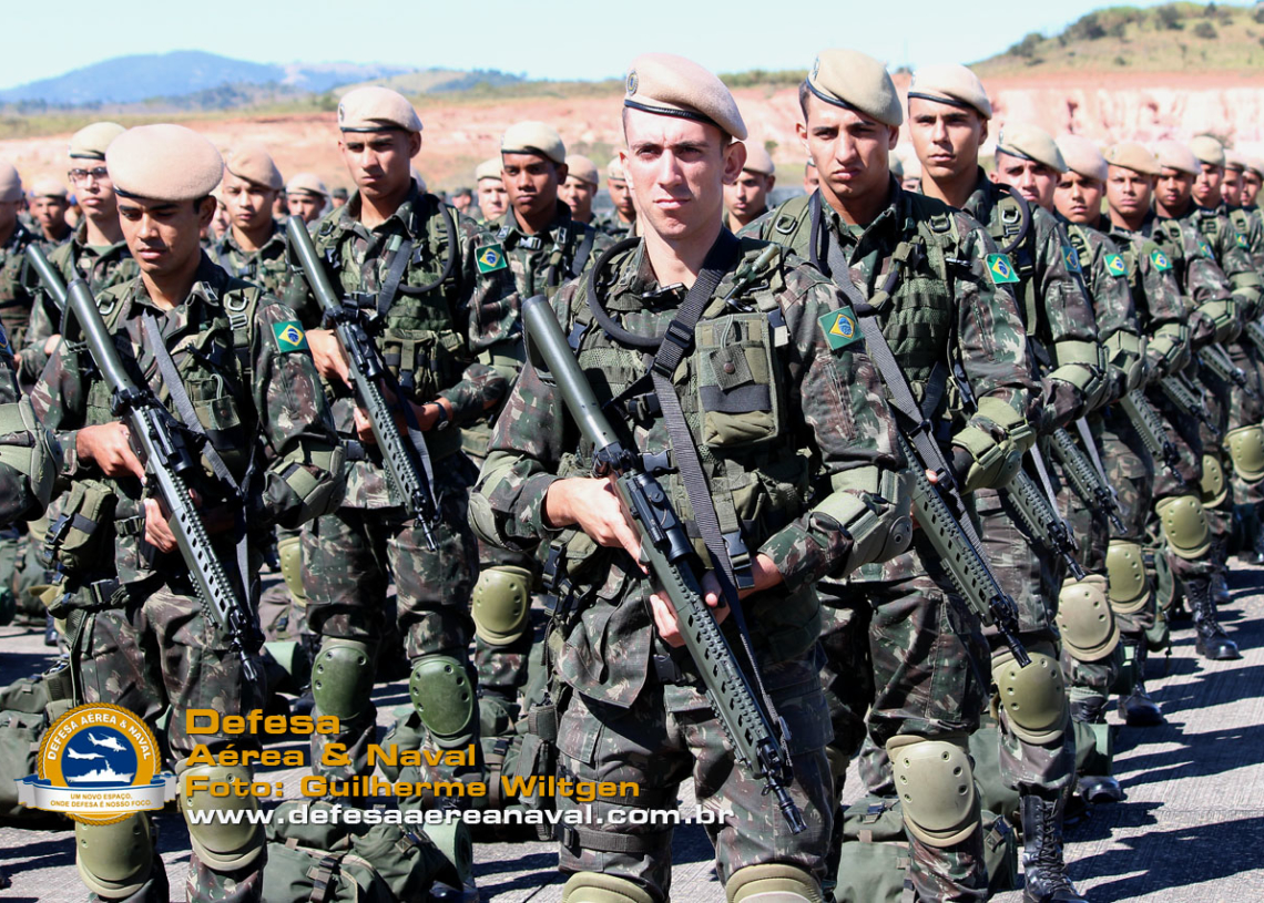 Fuzil IA2 – Defesa Aérea & Naval